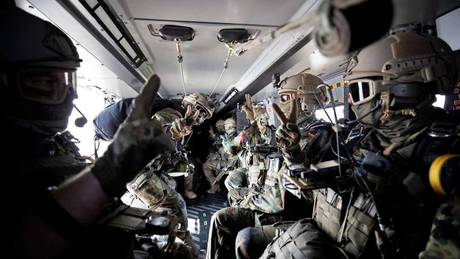 Soldiers Deployed for Possible Evacuation of Germans from Lebanon ...