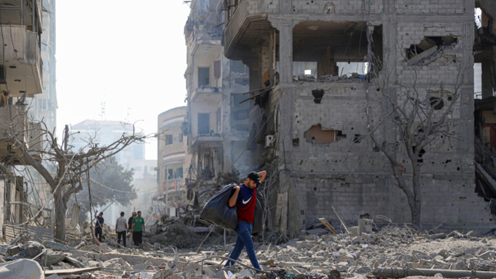 Death Toll Now 'At Least 47' For Israeli Bombing of Gaza's Maghazi ...