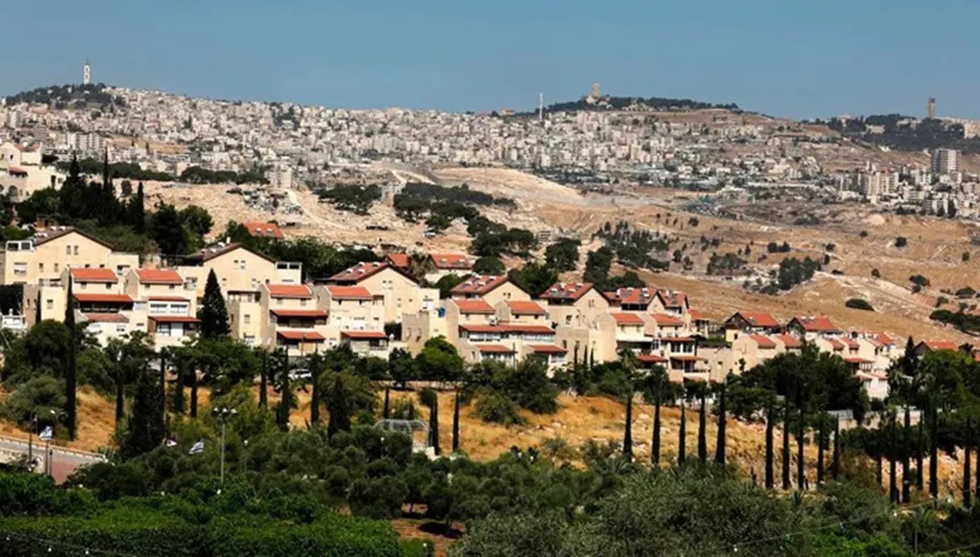 وزير إسرائيلي يعلن إقامة 22 مستوطنة جديدة في الضفة ‏ | الكتائب