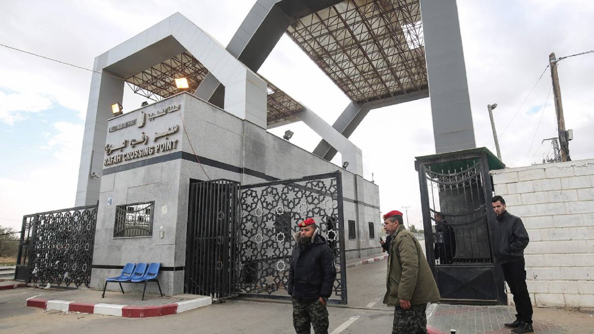 Rafah Crossing Linking War-Torn Gaza to Egypt Opens | Kataeb