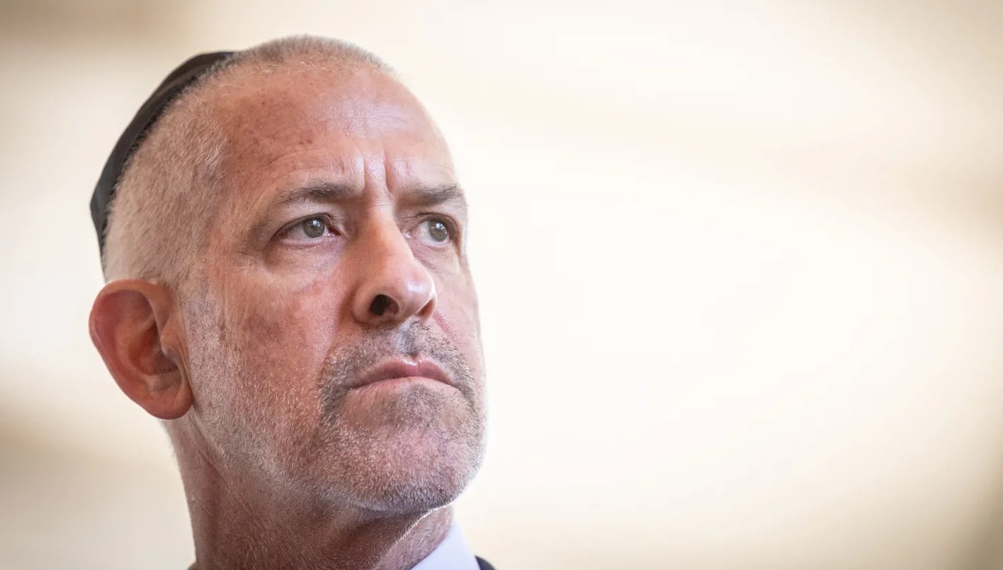 شخصية سياسية إسرائيلية: رئيس الشاباك كان يعلم بهجوم "حماس" | الكتائب