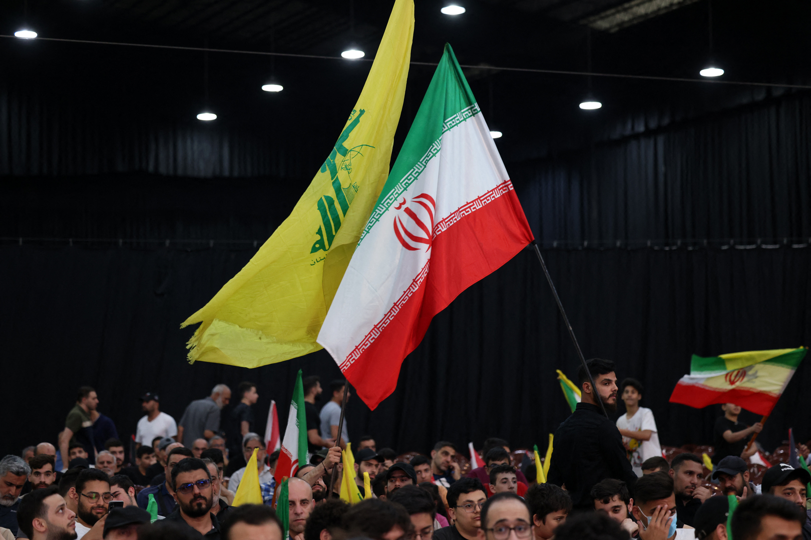Dozens of IRGC Officers Flee Lebanon After Israeli Ultimatum, Sources ...