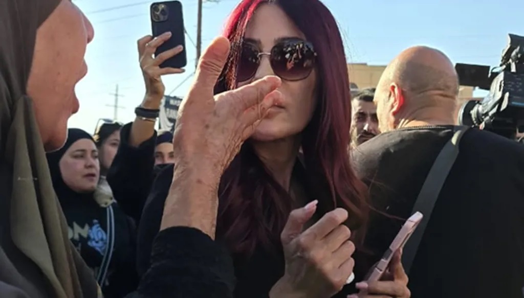 يوم خرجت زوجة نوح زعيتر تطالب بالعدالة لزوجها | الكتائب