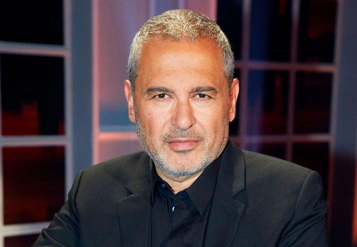 Elie Saab Leans Into Joyful Renewal at Paris Fashion Week | Kataeb