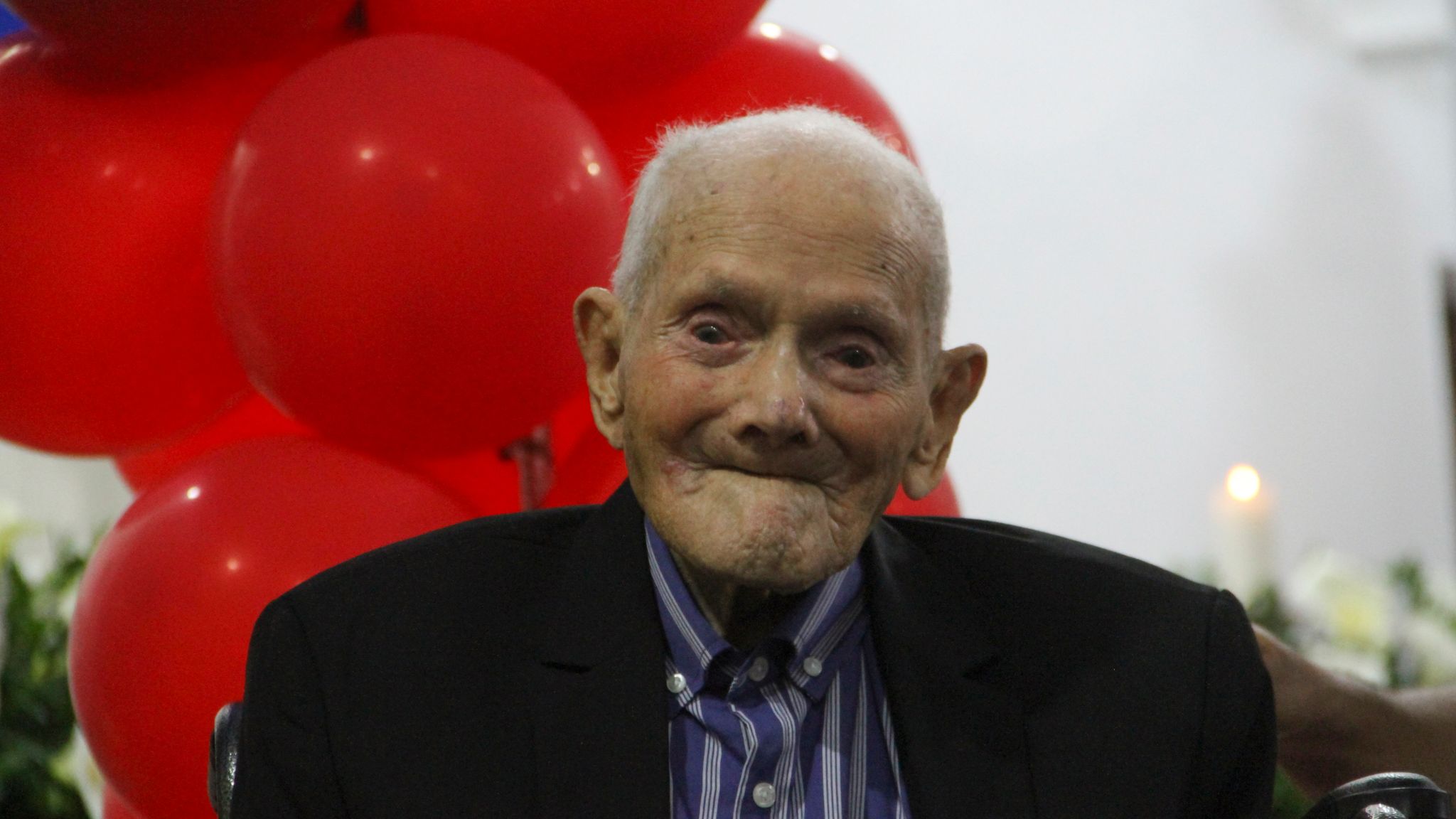 Worlds Oldest Man Juan Vicente Perez Dies Aged 114 Kataeb