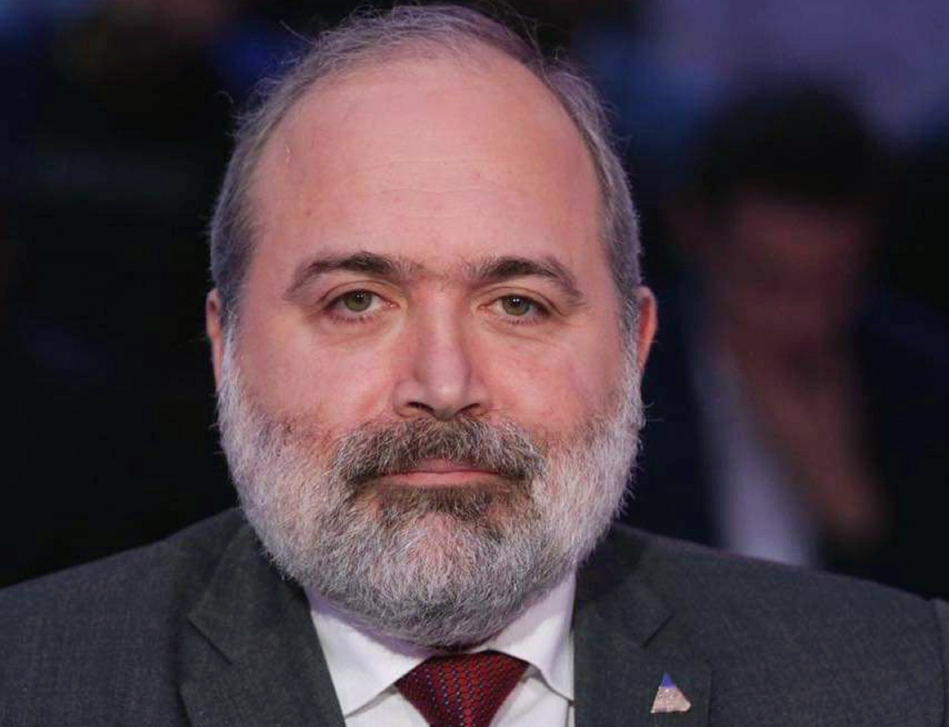 الفرد رياشي تعليقا على كلمة نصرالله: ‏"تمخّض الجبل فولد فأراً".. | الكتائب