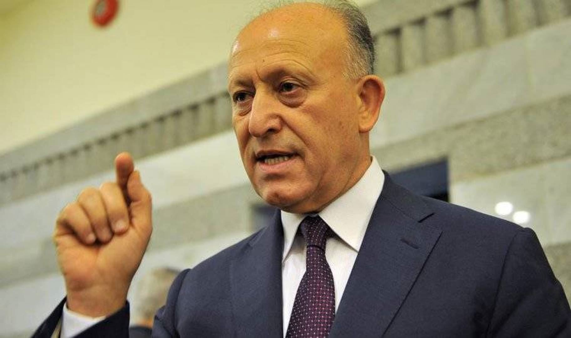 ريفي: لا حوار بخصوص نزع السلاح ولا إستراتيجية دفاعية | الكتائب