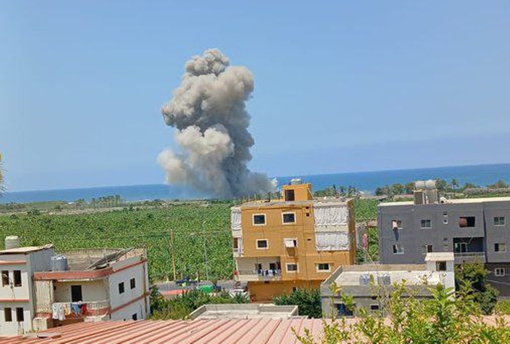 Hezbollah Fires Rockets at Israel After Fighter Killed | Kataeb