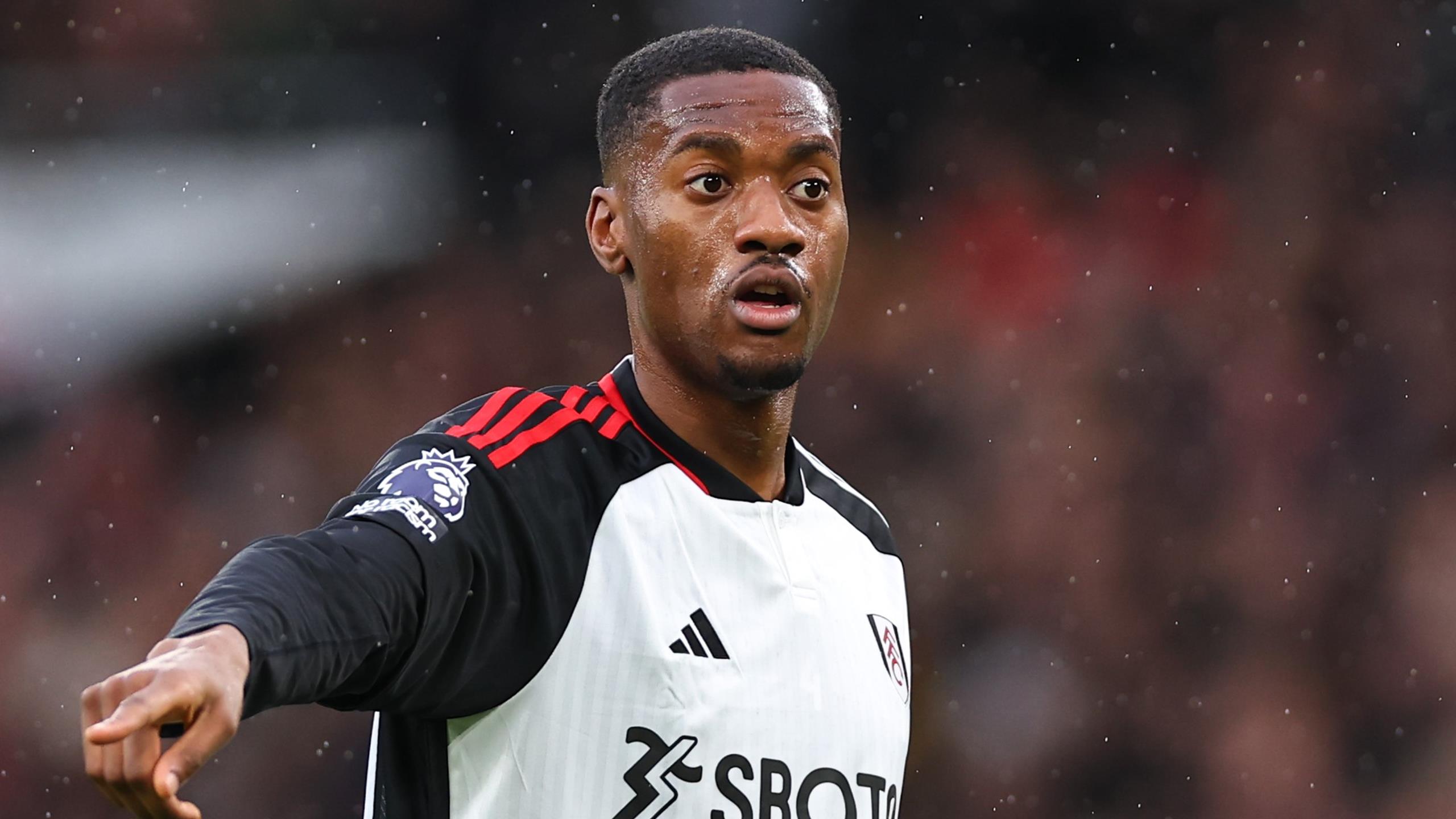 Chelsea Sign Fulham Defender Adarabioyo | Kataeb
