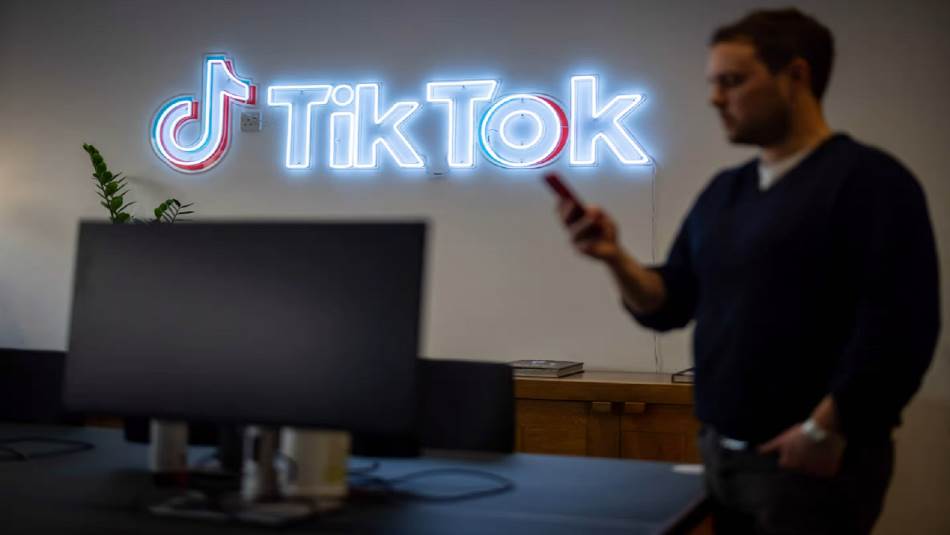 TikTok Brings in Text Posts to Rival Elon Musk’s X | Kataeb