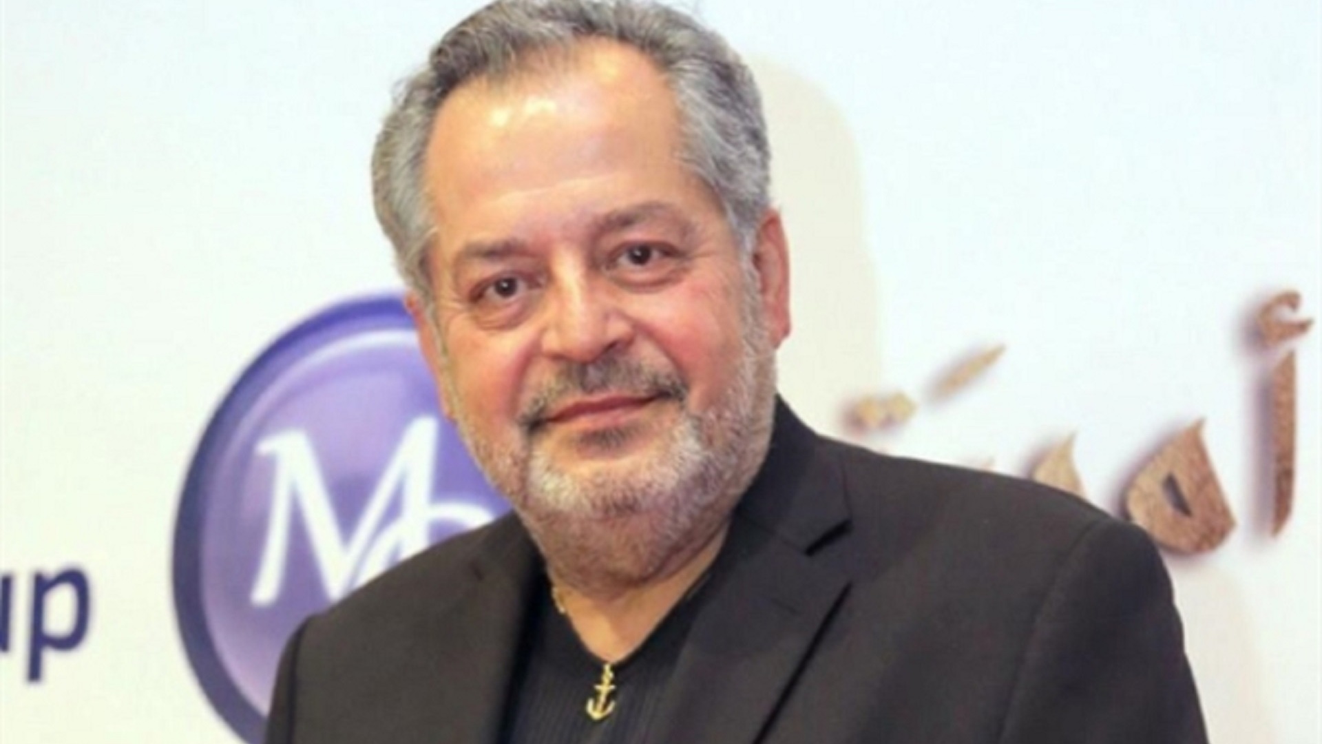 طلب وحدات دم للممثل أسعد رشدان ونقيب الممثلين يطمئن | الكتائب