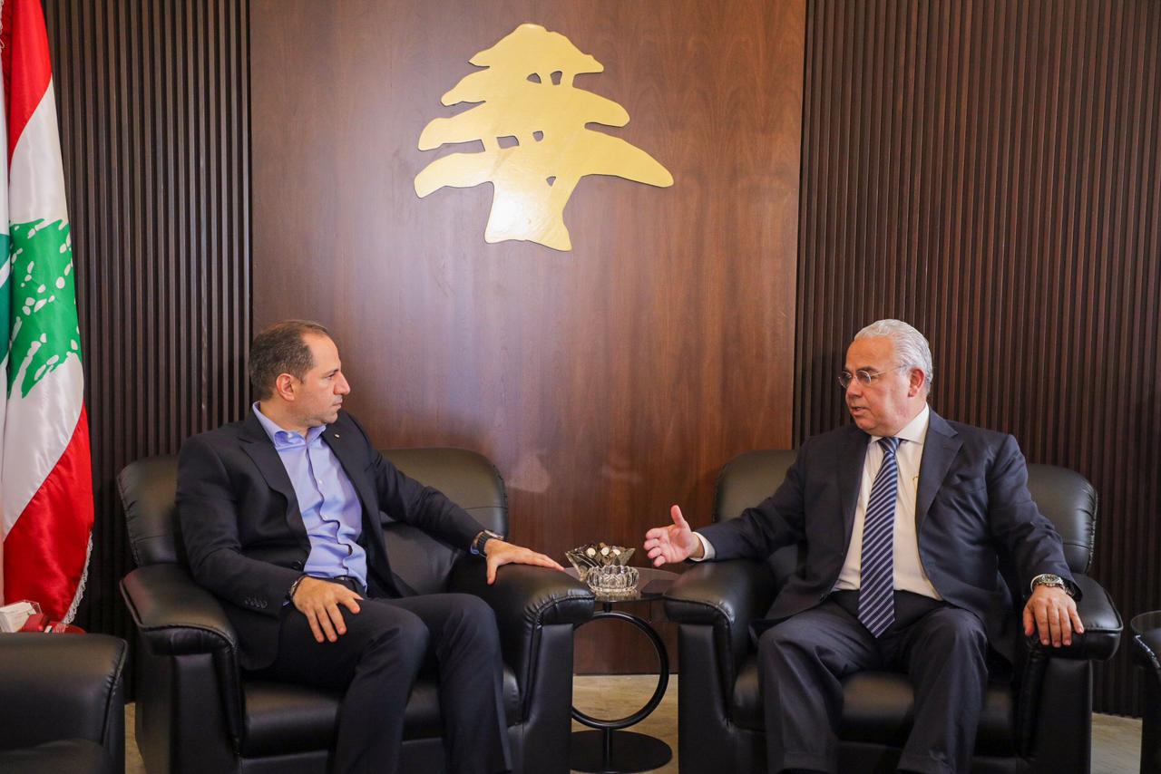 رئيس الكتائب يبحث مع سكاف ملف الانتخابات الرئاسية | الكتائب