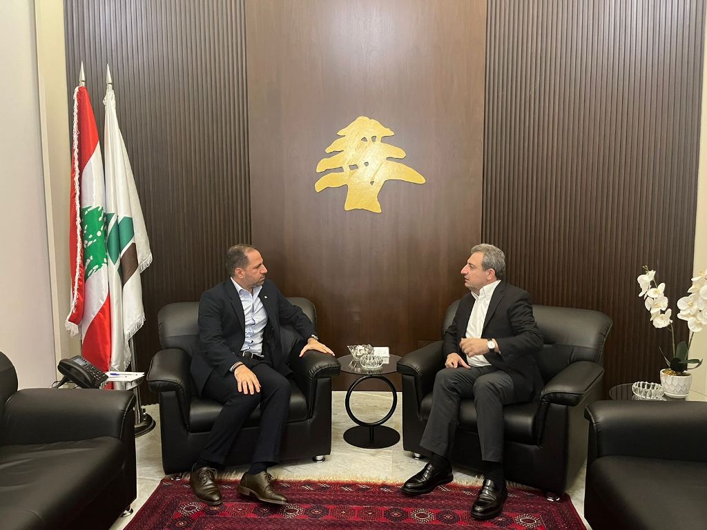 الجميّل استقبل بو فاعور استكمالاً للمشاورات حول الاستحقاق الرئاسي | الكتائب