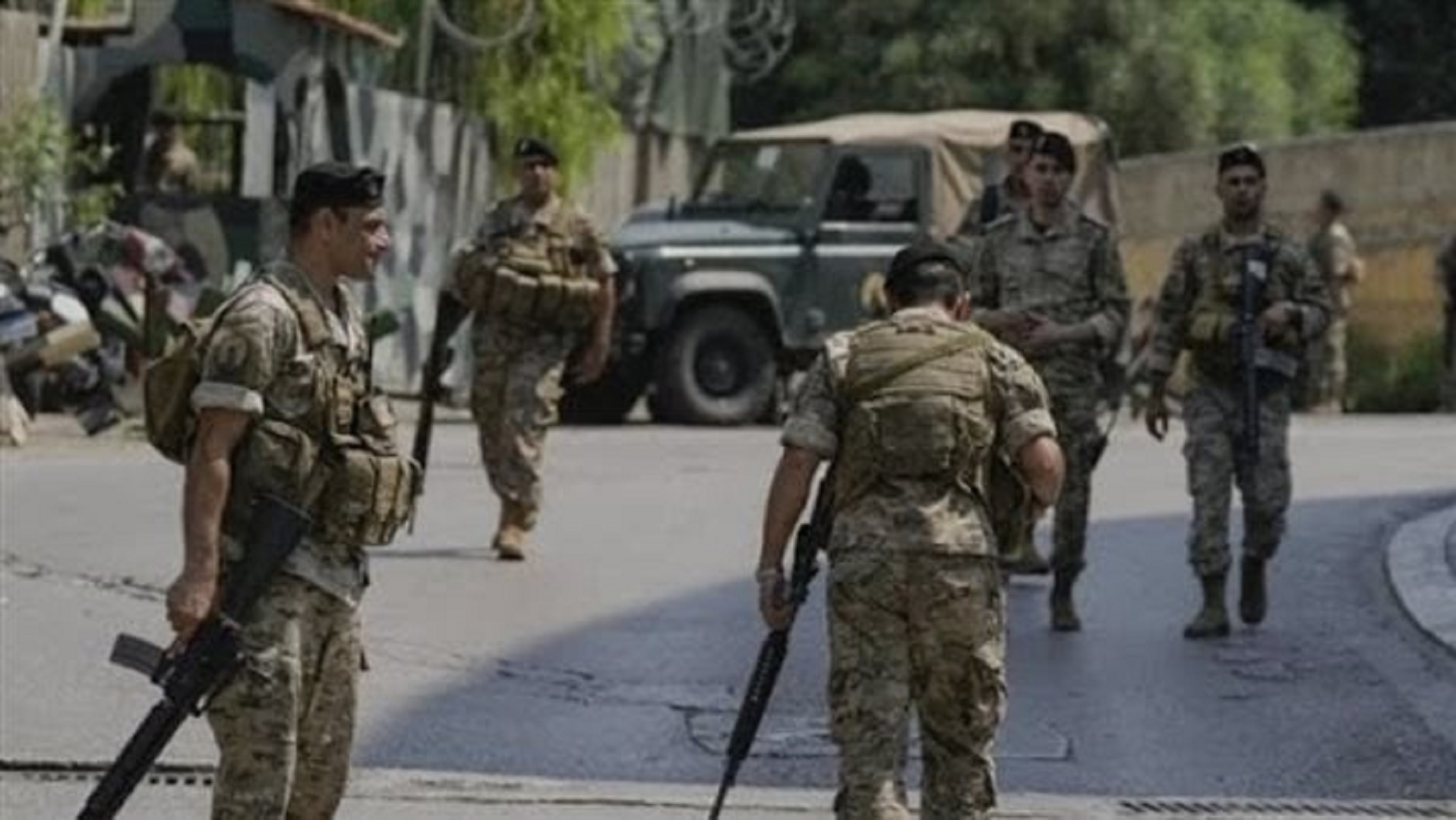 صاروخ غير منفجر في يحمر الشقيف والجيش يتوجه إلى المكان لتفكيكه | الكتائب